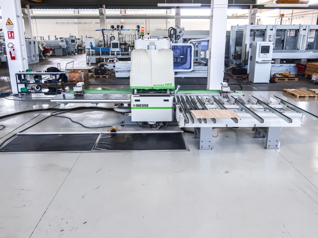 Usadas Máquina flexible de perforación BIESSE | SKIPPER 100 L