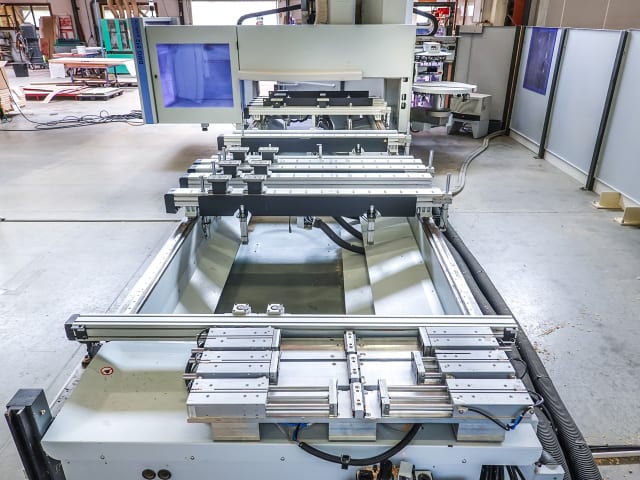 Centro De Usinagem Com 5 Eixos HOMAG | BMG 512 usada