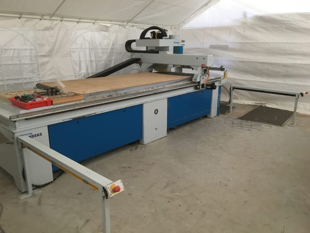 Used WEEKE | BHP Vantage 33-CNC Machine Centres With Flat Table