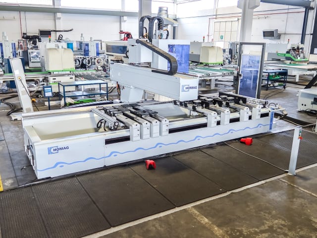 Used HOMAG | BOF 211/40/AP-CNC Machine Centres With Pod And Rail