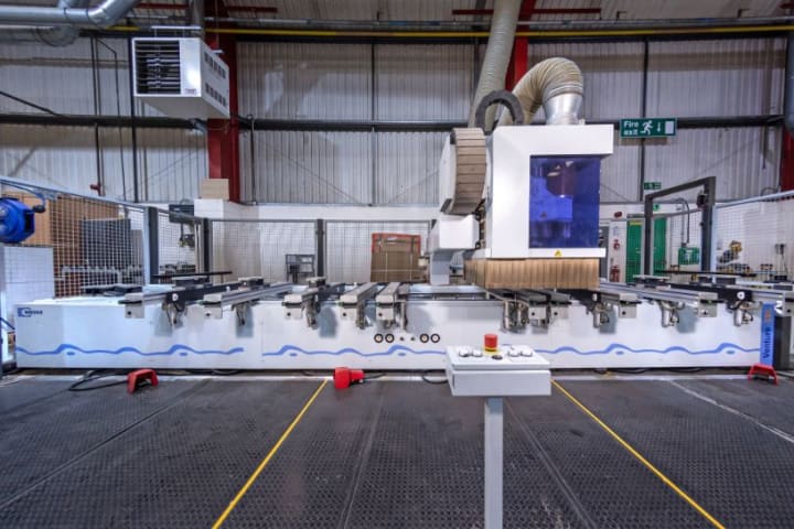 Used WEEKE | OPTIMAT BHC VENTURE 3XL-CNC Machine Centres With Pod And Rail