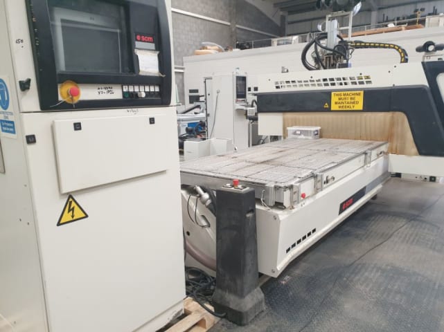 Used SCM | RECORD 125-CNC Machine Centres With Flat Table