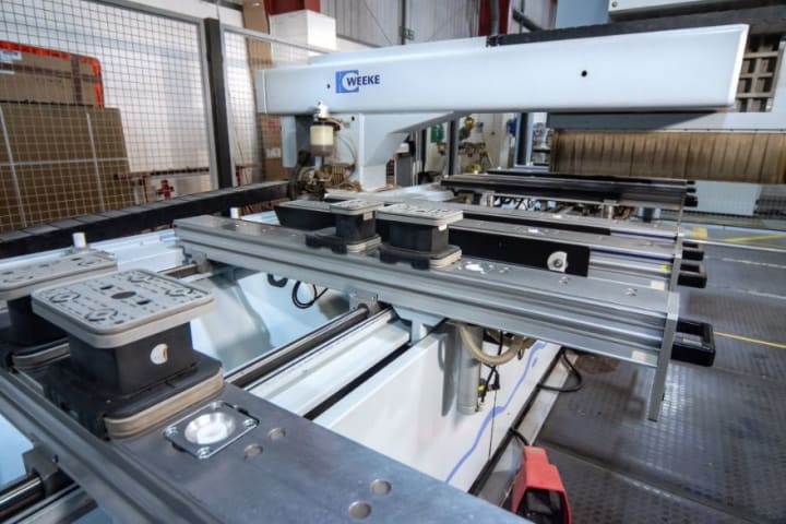 Used WEEKE | OPTIMAT BHC VENTURE 3XL-CNC Machine Centres With Pod And Rail