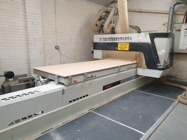 Used SCM | RECORD 125-CNC Machine Centres With Flat Table