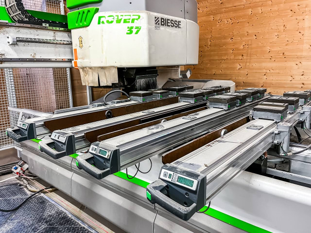 Used BIESSE | ROVER 37-CNC Machine Centers With Pod And Rail