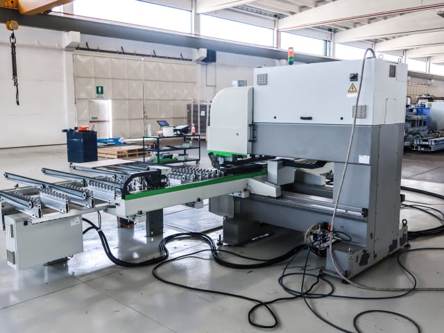 Usadas Máquina flexible de perforación BIESSE | SKIPPER 100 L