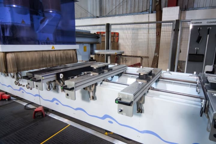 Used WEEKE | OPTIMAT BHC VENTURE 3XL-CNC Machine Centres With Pod And Rail