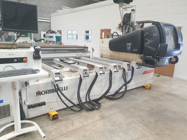 Used MORBIDELLI | AUTHOR 330-CNC Machine Centres With Pod And Rail